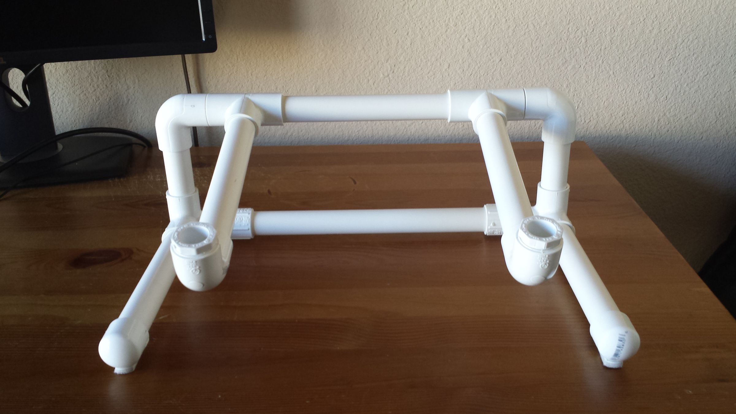 $18 PVC Laptop Stand With Keyboard/Mouse Slot - Instructables