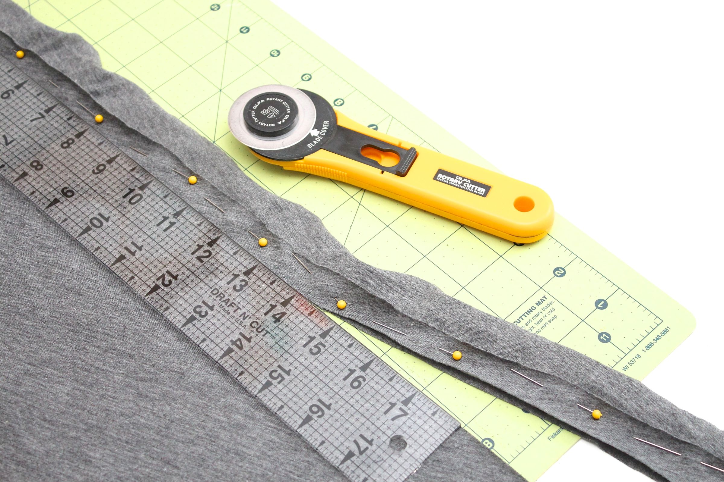 How to Make an Infinity Scarf : 8 Steps (with Pictures) - Instructables