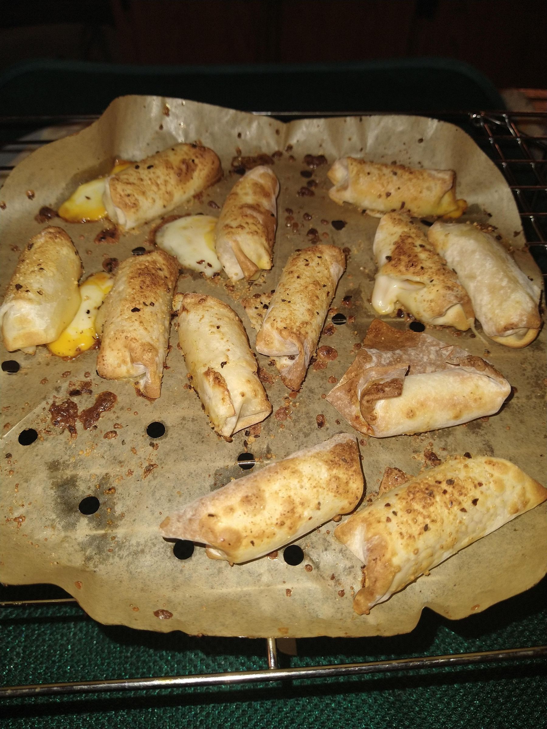 EASY CHEEZY MINI EGGROLLS : 3 Steps (with Pictures) - Instructables