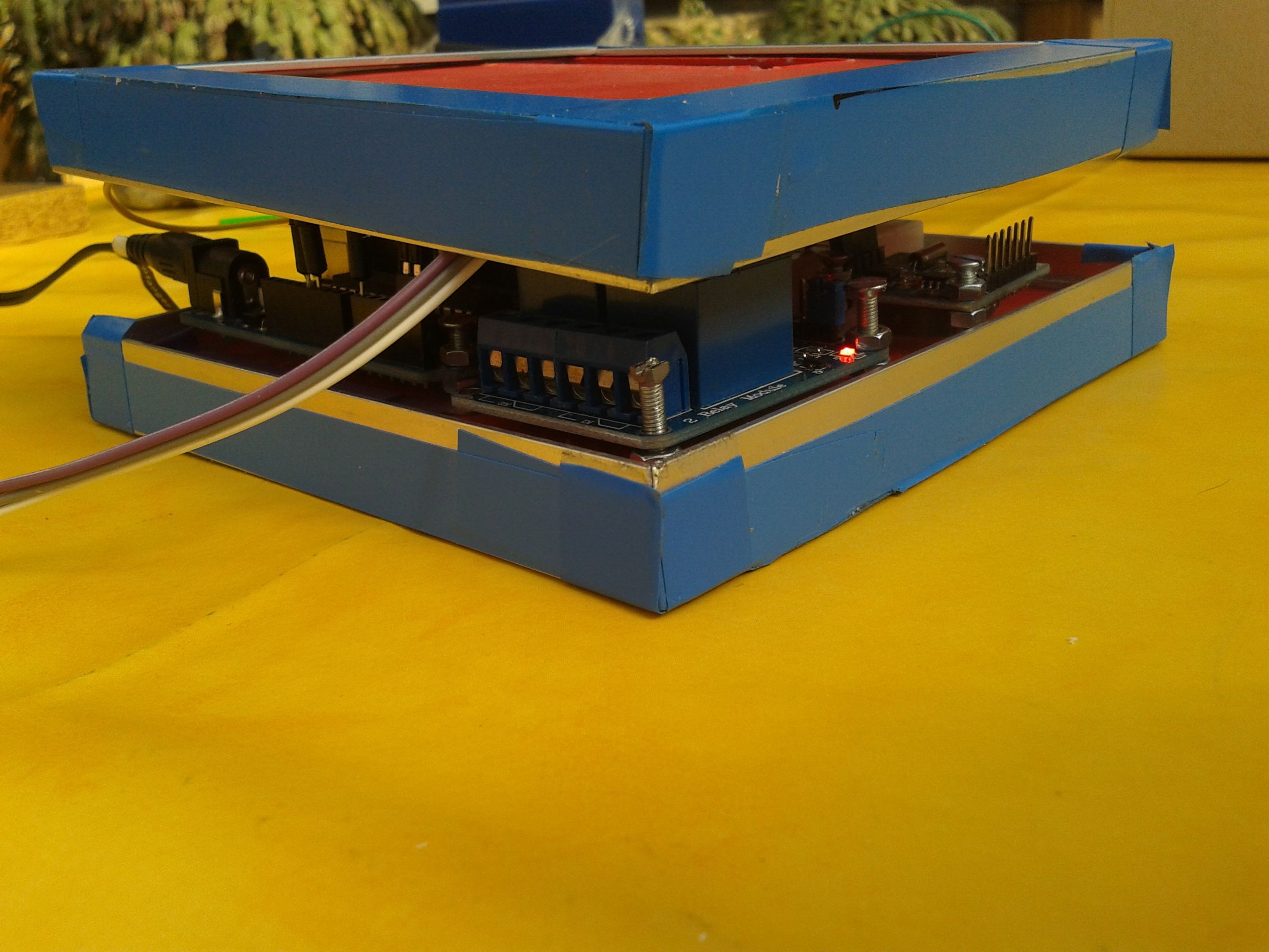 Arduino LCD Thermometer / Temperature Control With TMP36GZ Temp Sensor ...