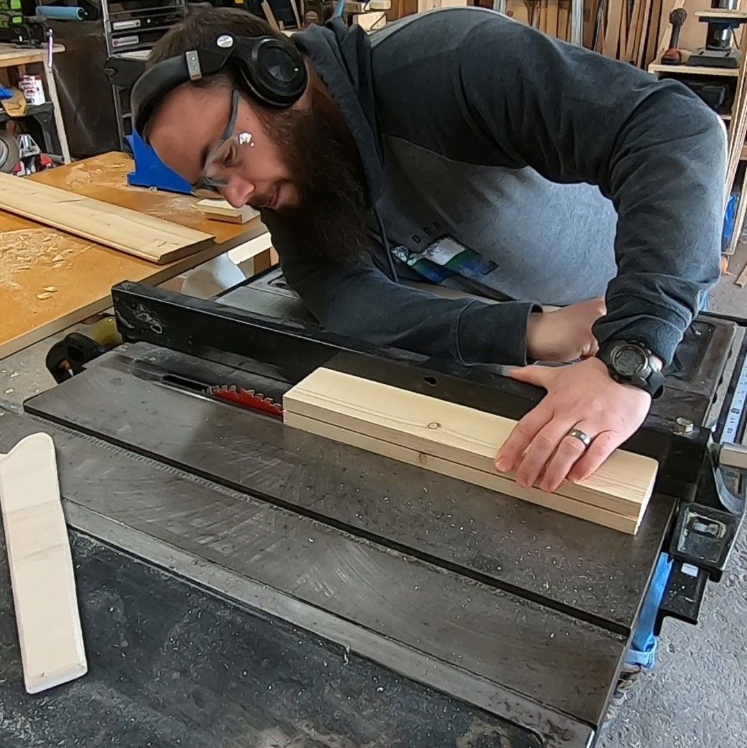 Scrap Wood Mud Kitchen : 22 Steps (with Pictures) - Instructables