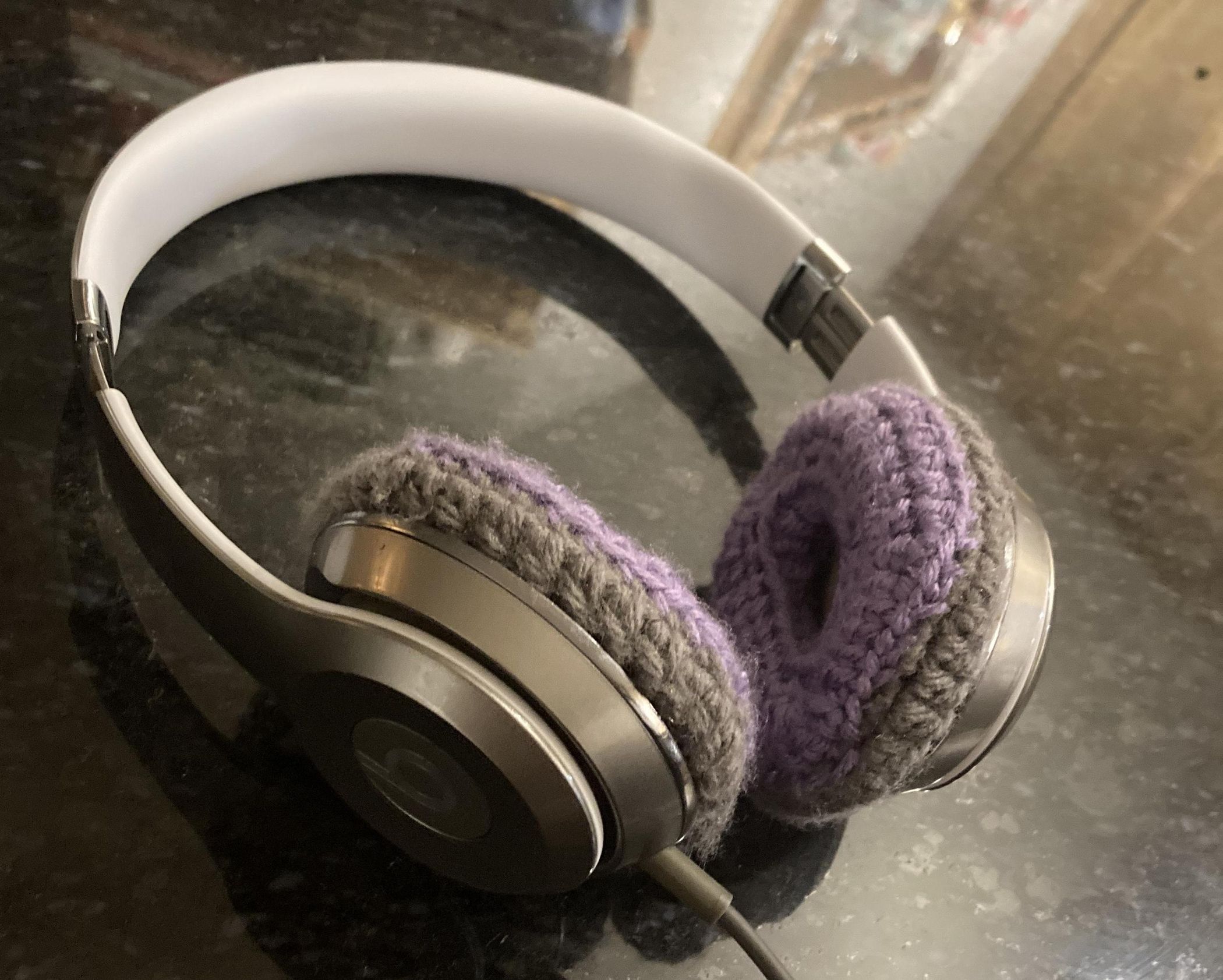 Yarn Bomb Some Old Beats : 6 Steps (with Pictures) - Instructables