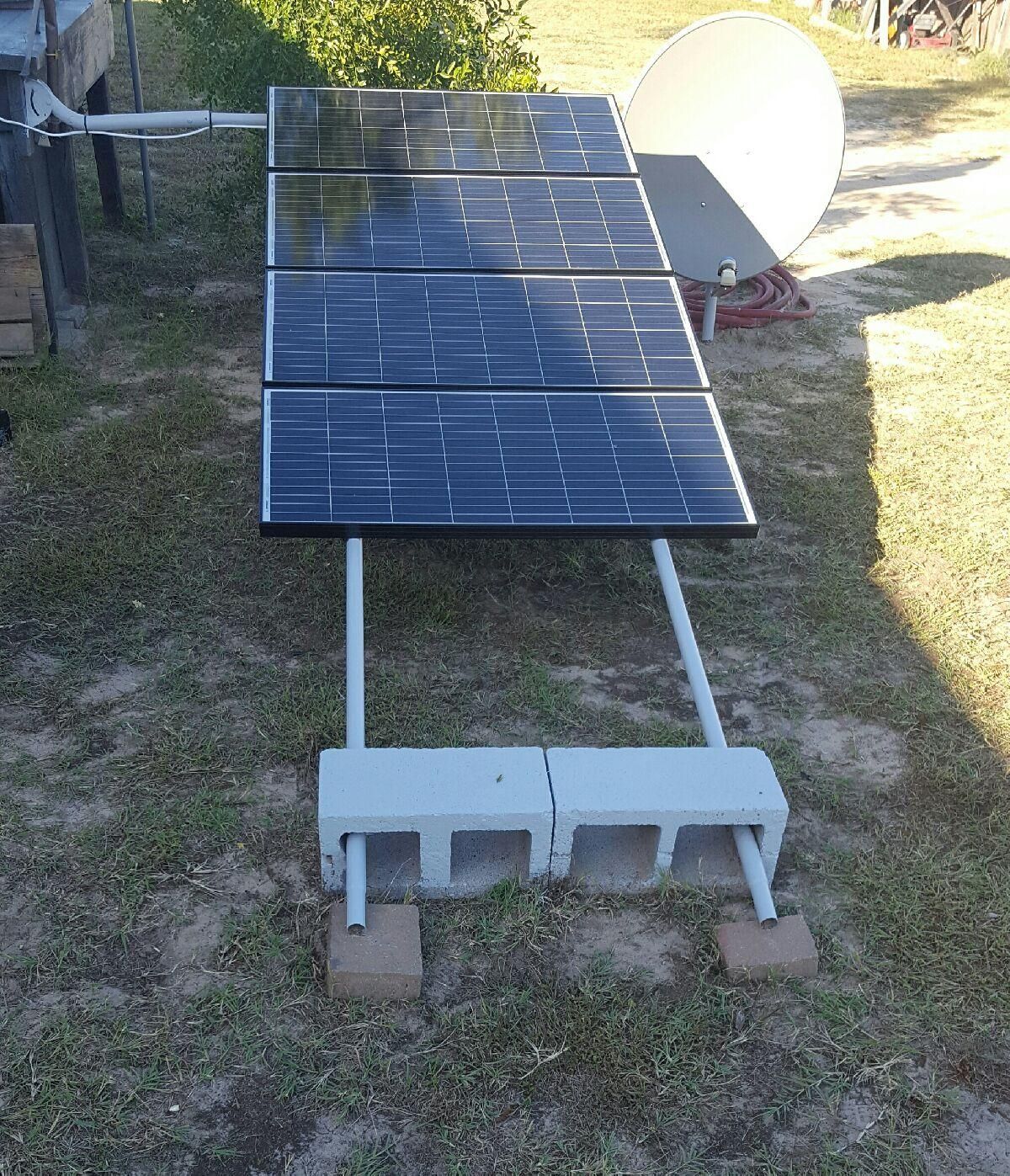 Battery Powered Office. Solar System With Auto Switching East/West ...