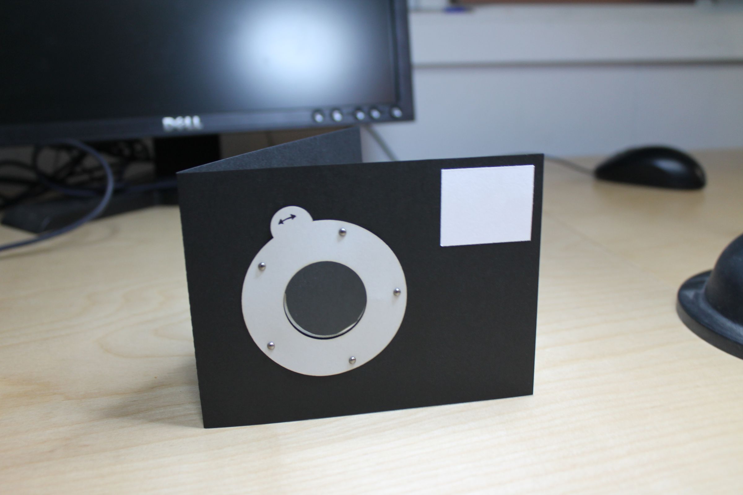 Mechanical Iris Card - Improved! : 3 Steps (with Pictures) - Instructables