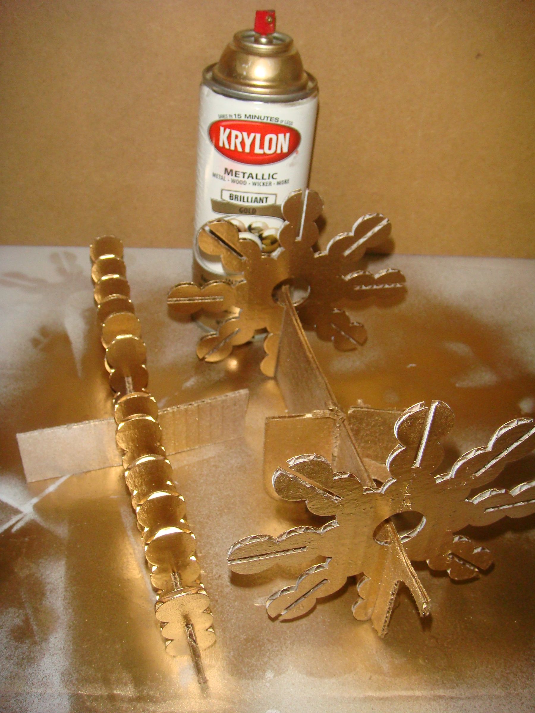 Cardboard Snowflake : 4 Steps - Instructables
