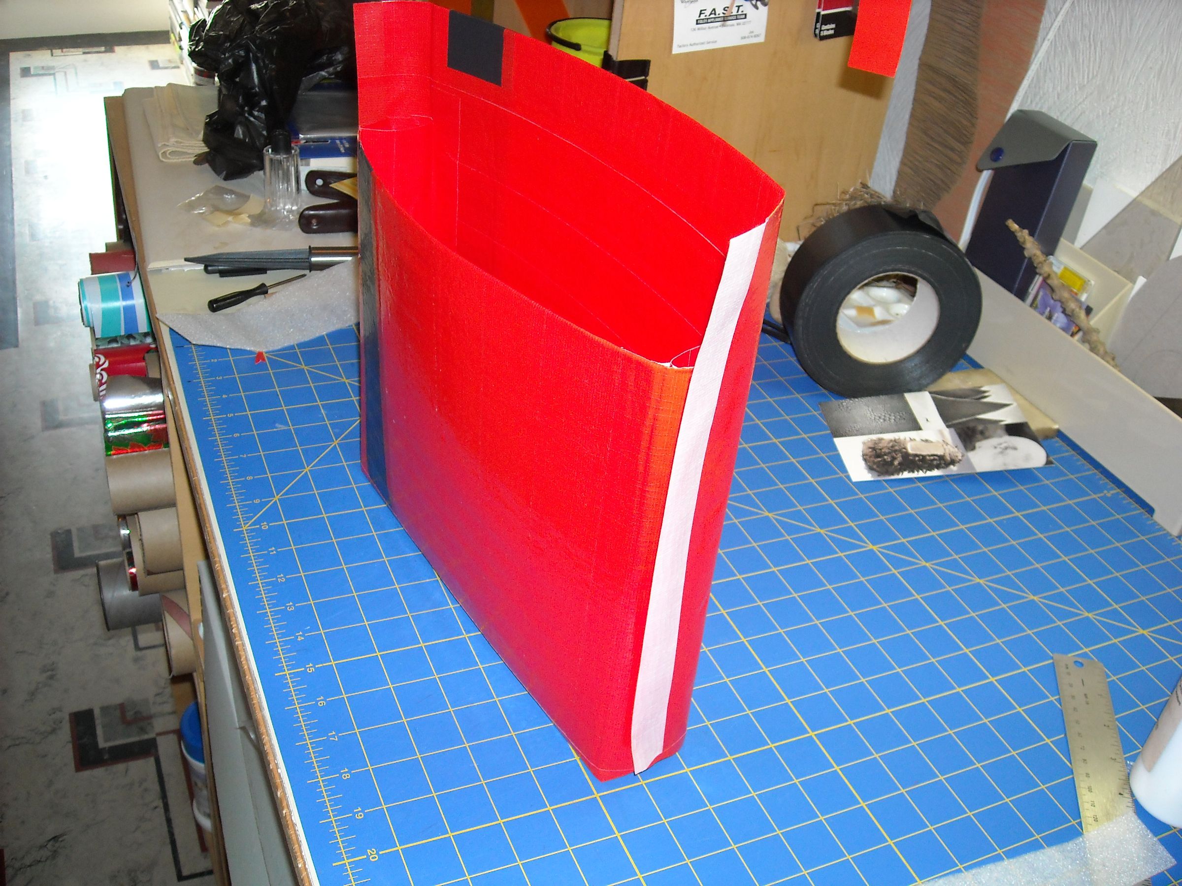 Cushioned Duct Tape Laptop Sleeve : 8 Steps (with Pictures) - Instructables