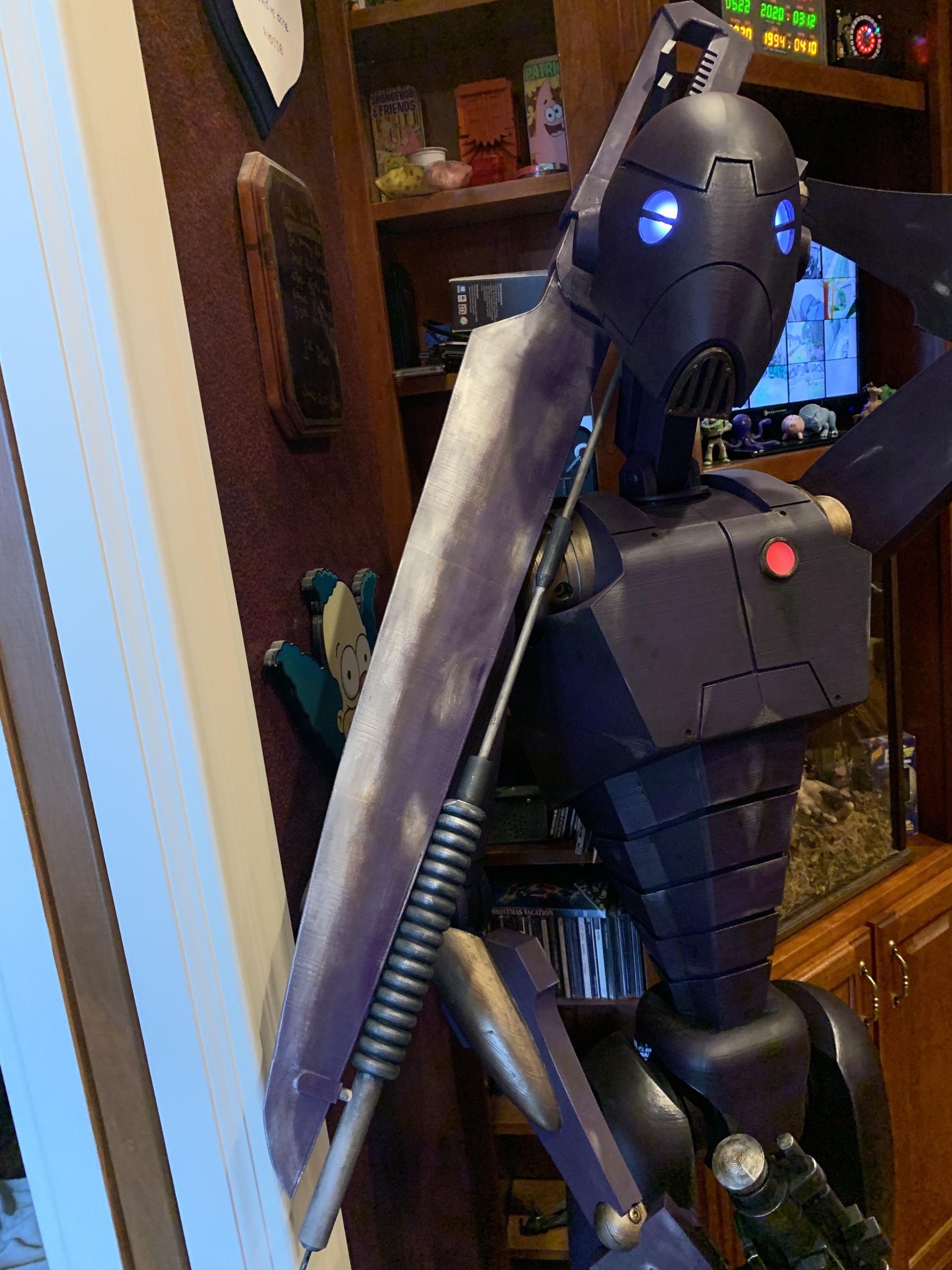 Commando Droid : 15 Steps - Instructables