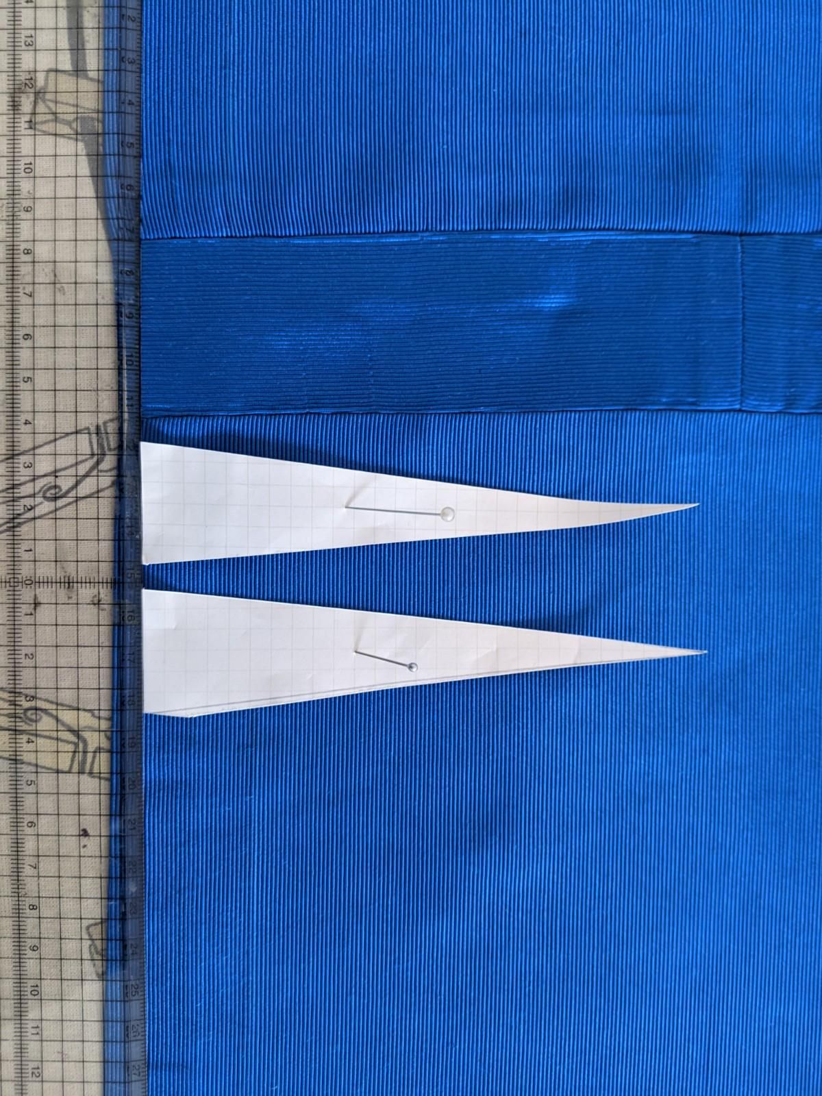 Upcycled Fabric Backgammon Board : 10 Steps (with Pictures) - Instructables