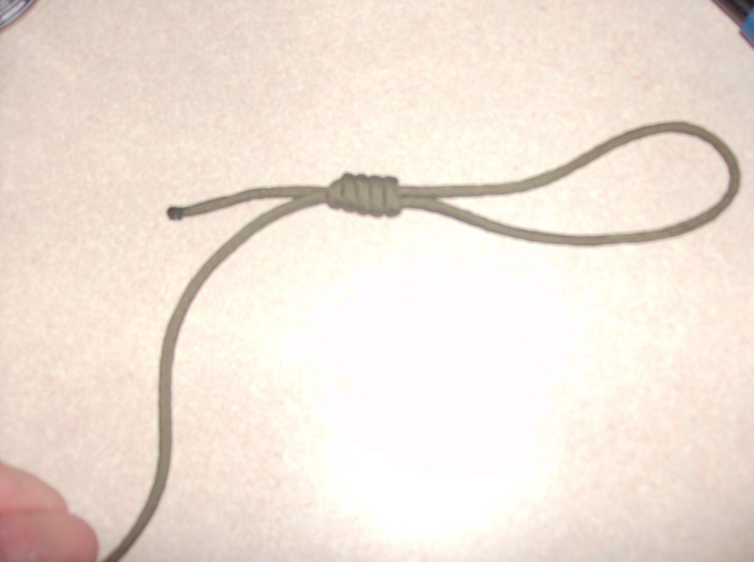 How to Make a Rosary Out of Paracord : 11 Steps - Instructables