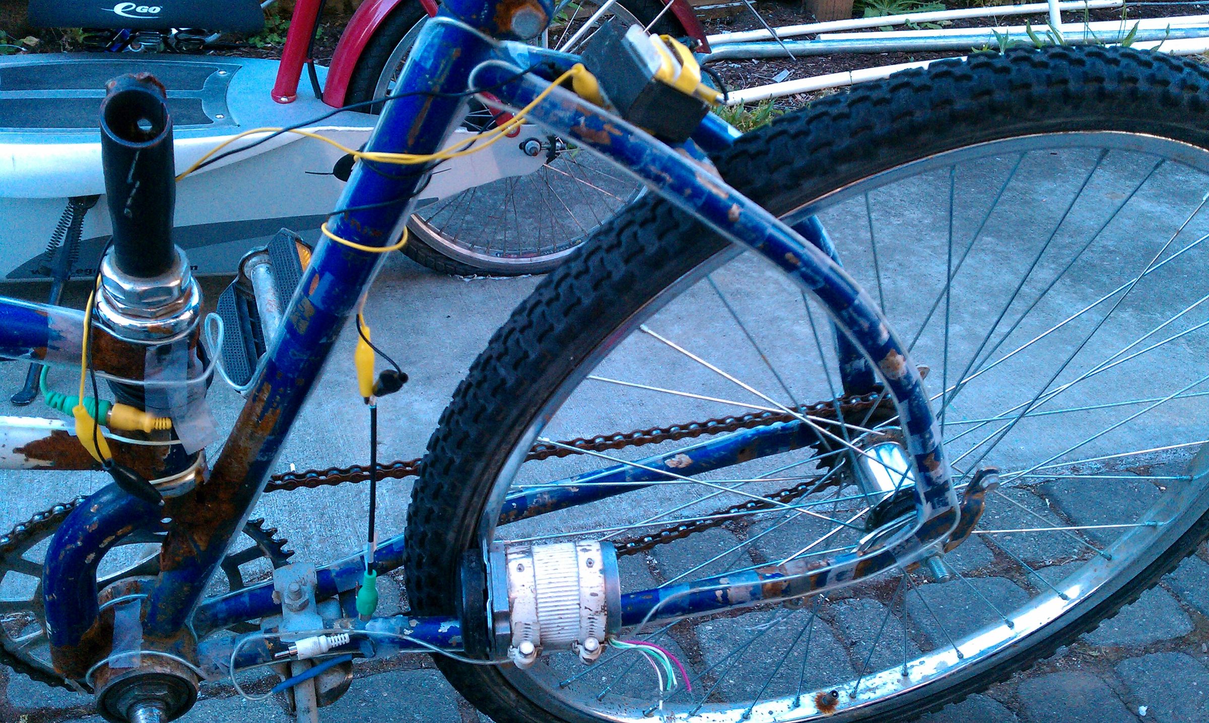 Pedal Powered EL Wire Bike : 8 Steps (with Pictures) - Instructables