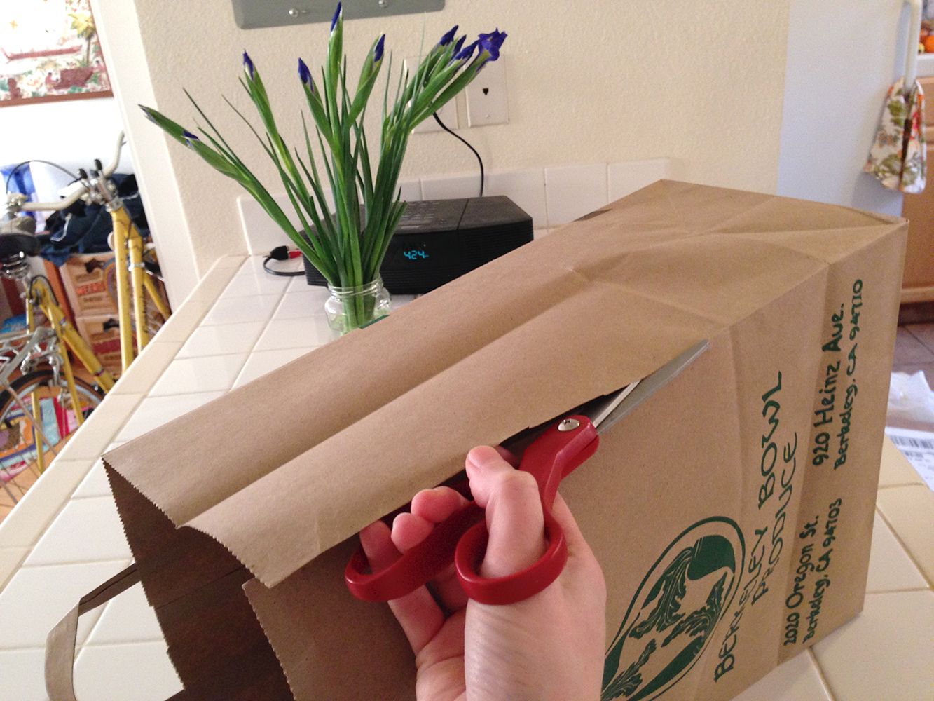 Grocery Bag Wrapping Paper : 8 Steps (with Pictures) - Instructables