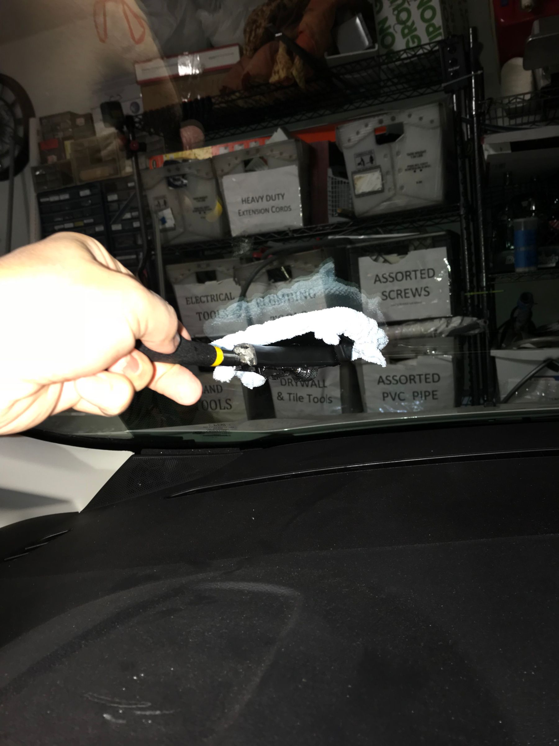 THE $10 RETRACTABLE WINDSHIELD CLEANER : 7 Steps (with Pictures ...