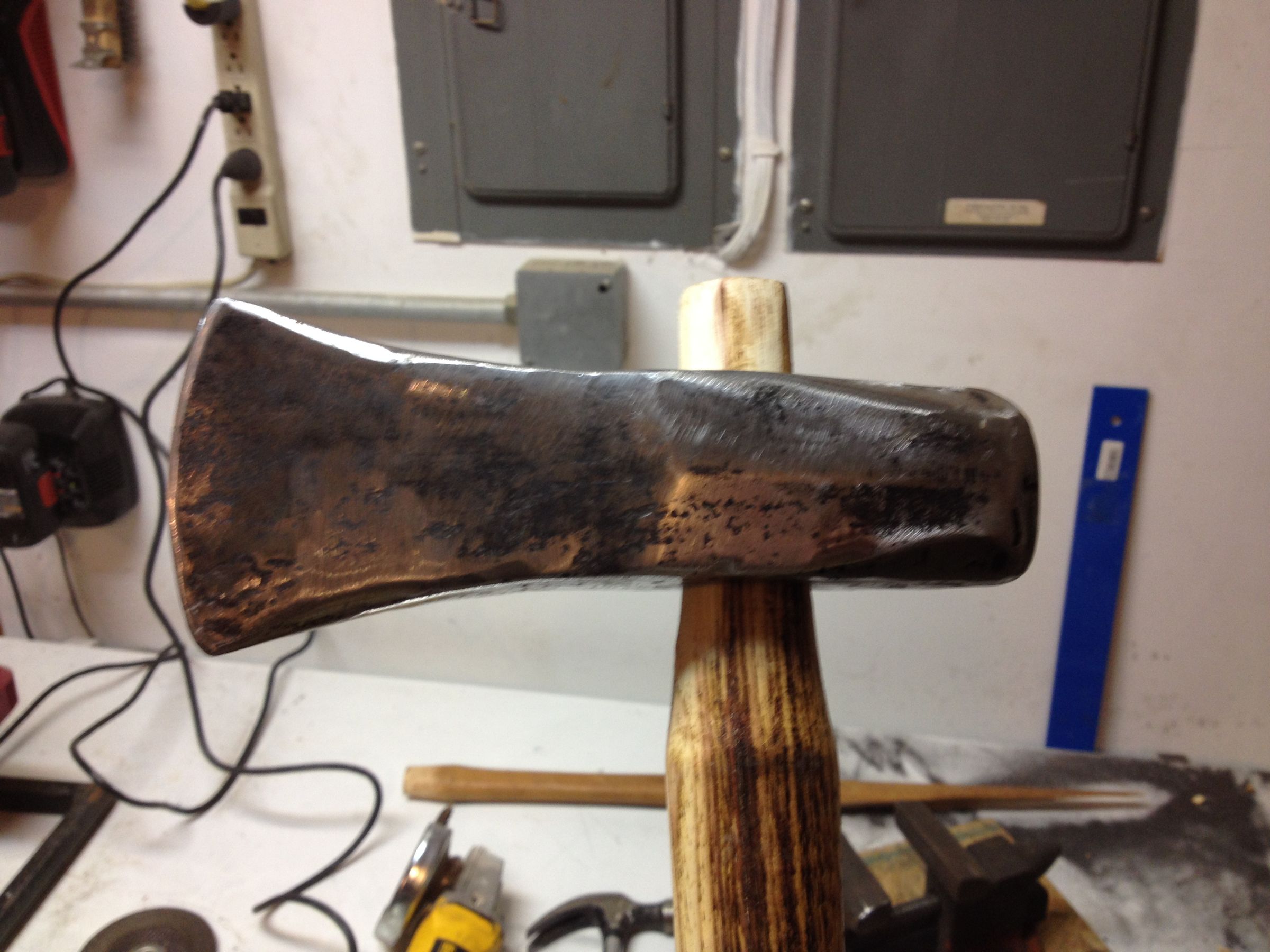 How to Re-handle an Axe... : 6 Steps (with Pictures) - Instructables