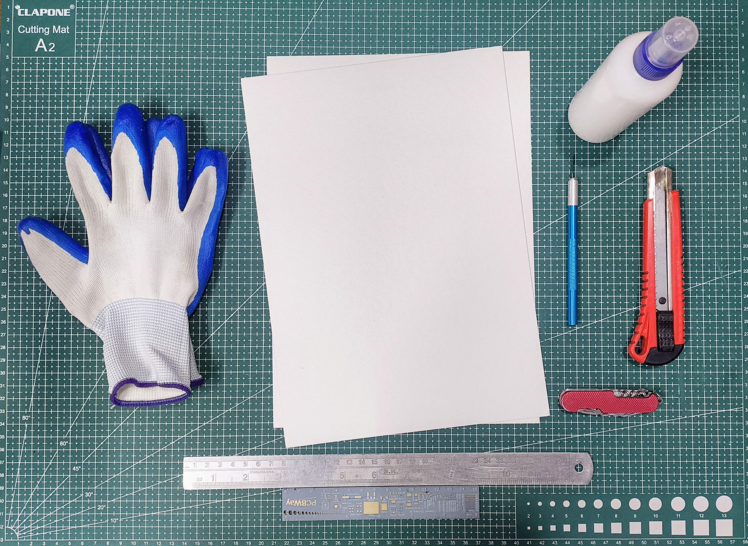 DIY Luffy’s Straw Hat (Yep, It’s Just Paper) : 8 Steps (with Pictures) - Instructables