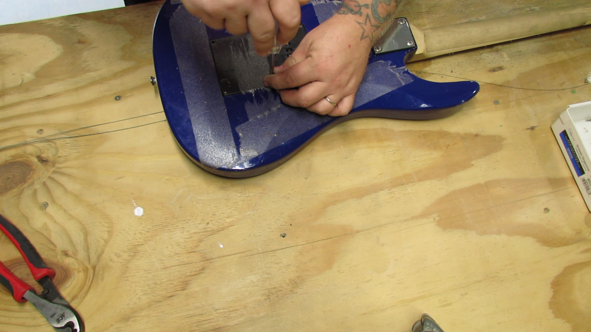 Guitar Fix and Restore : 10 Steps (with Pictures) - Instructables