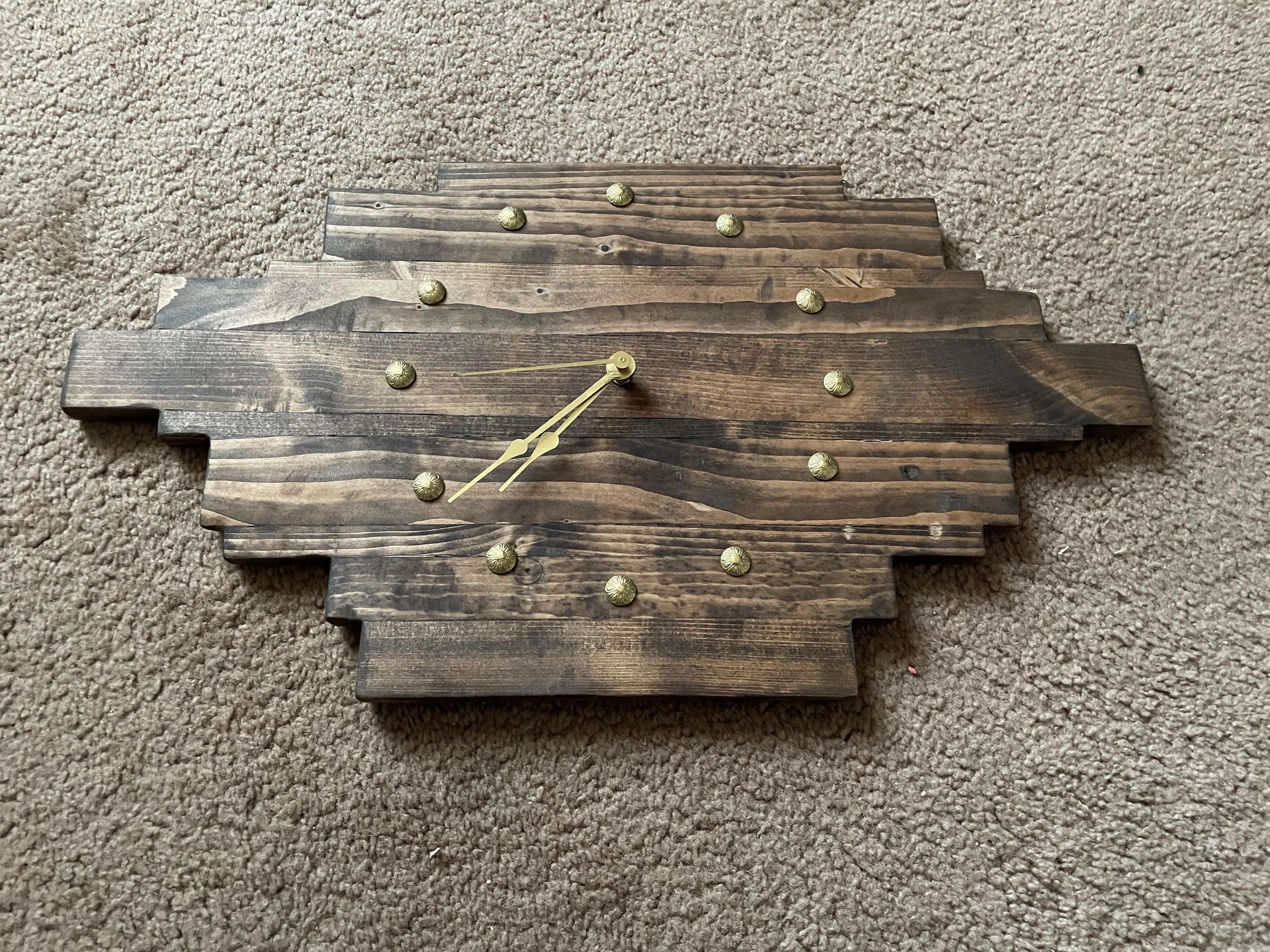 How to Make a Pallet Wood Clock : 8 Steps (with Pictures) - Instructables