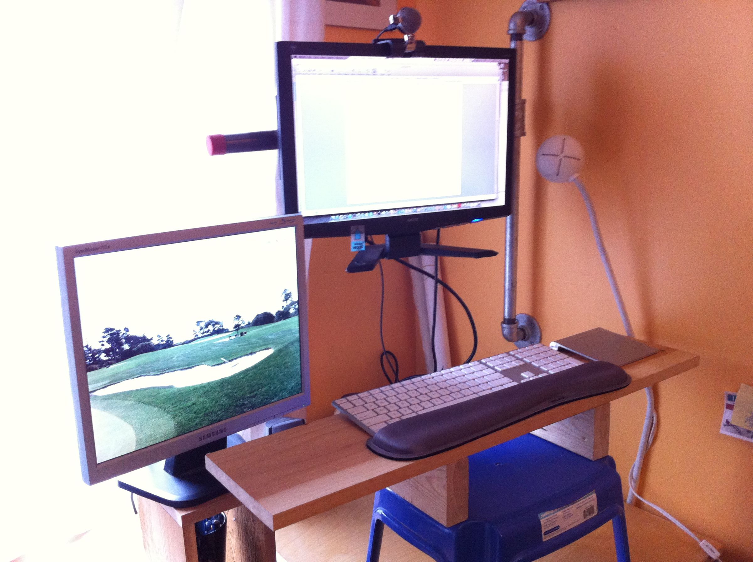 Standing Desk From Plumbing Pipe? How's That Possible? - Instructables