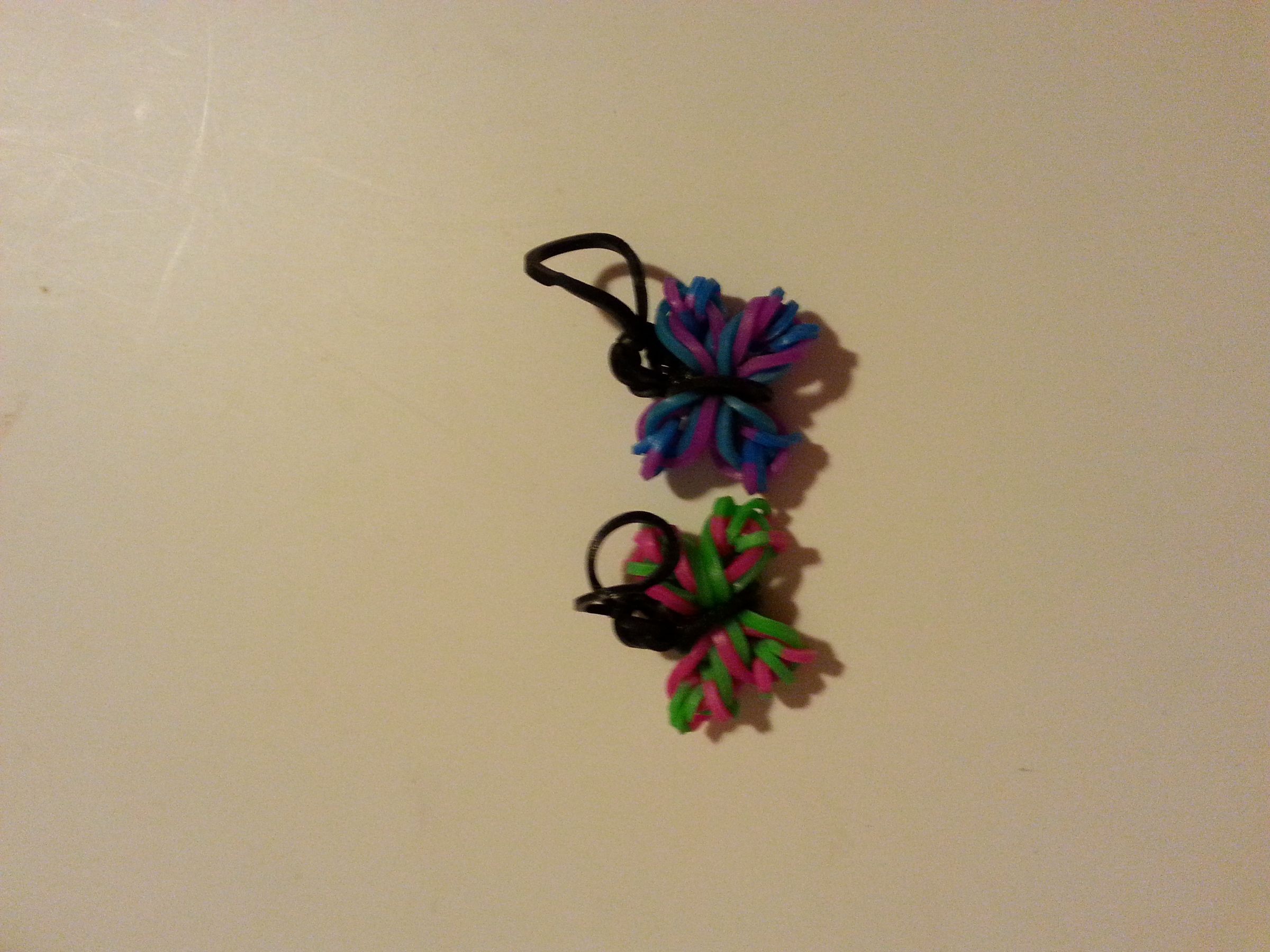 Loomless Butterfly Charm : 4 Steps - Instructables