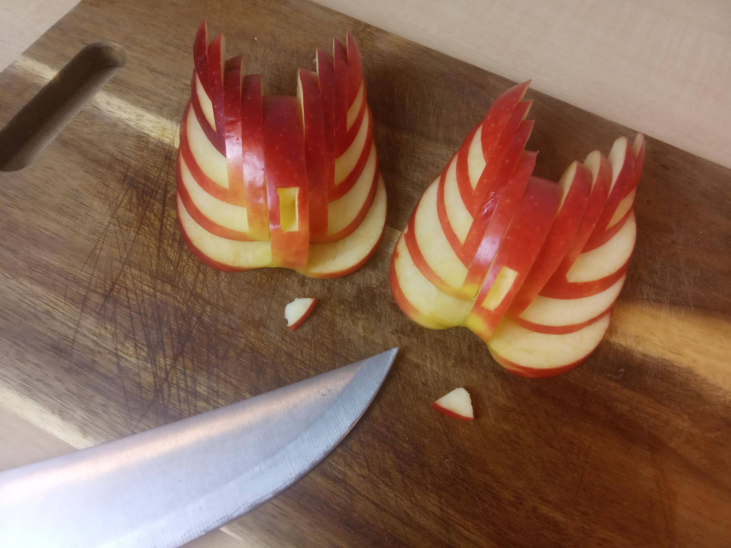 Edible Apple Swan : 7 Steps (with Pictures) - Instructables