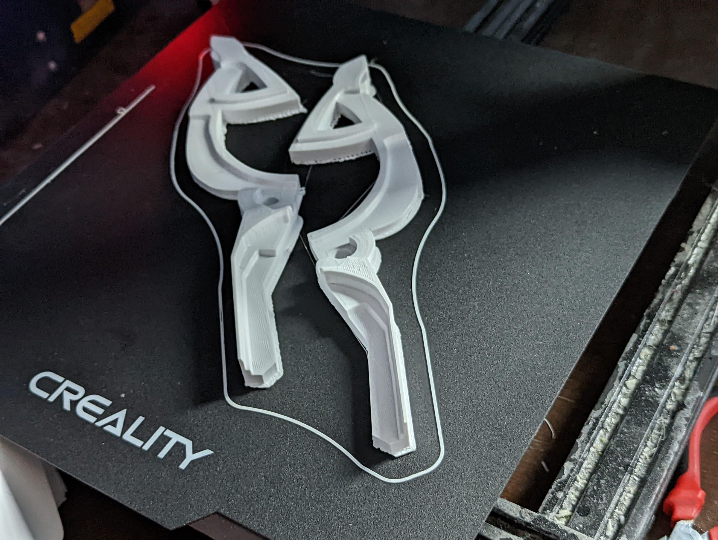 Realistic Weathering on Cosplay Props (Aloy's Bow From Horizon) : 7 ...
