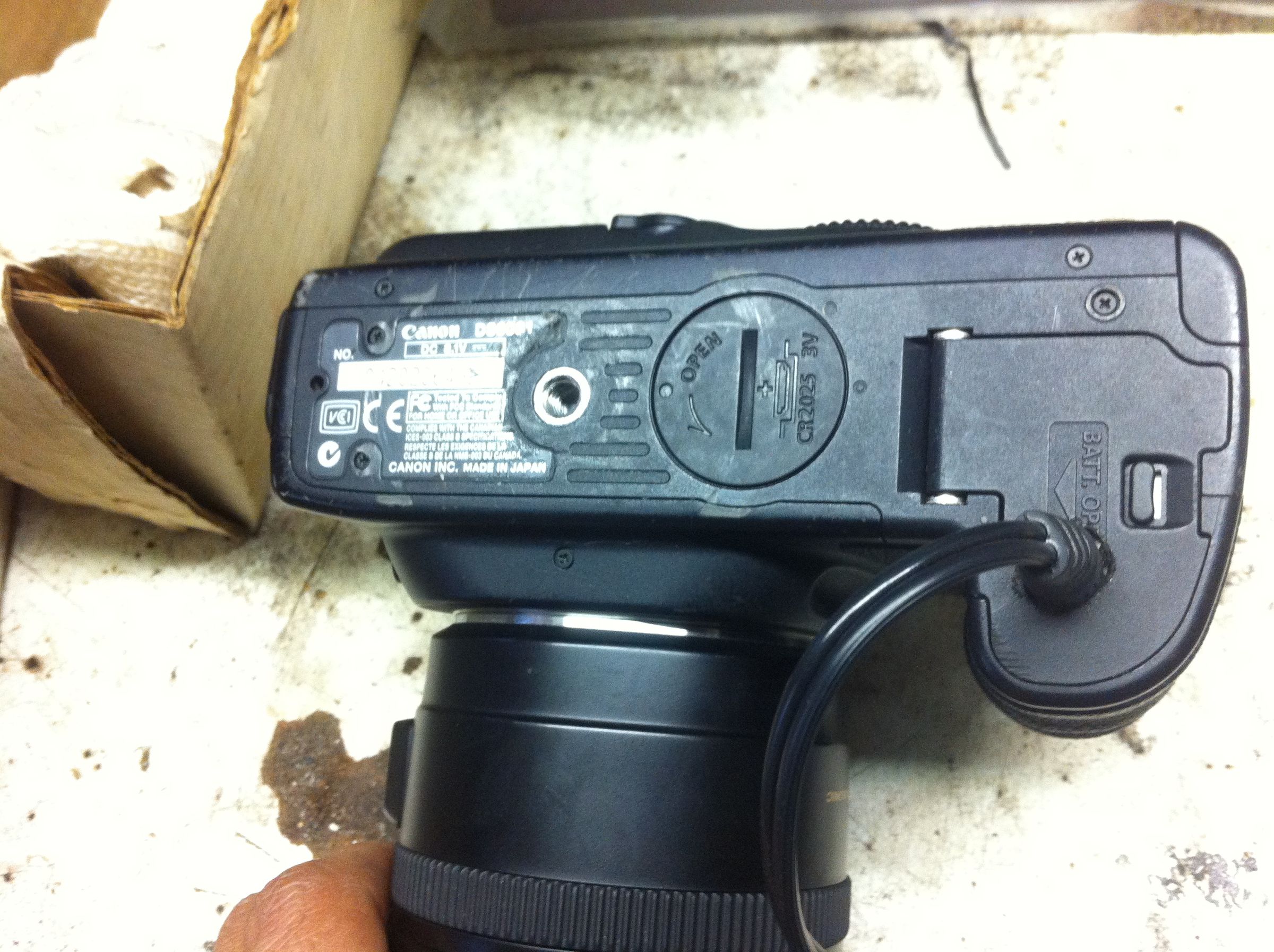 DSLR Camera Mod: Plug in Power for Less Than $10 : 4 Steps (with ...