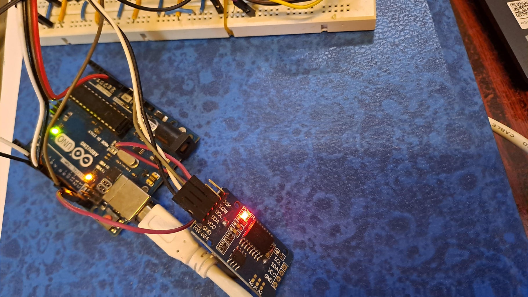 Digital Clock Using Arduino Uno Shift Register Cd4094 Rtc Ds3231 Time Temperature Date