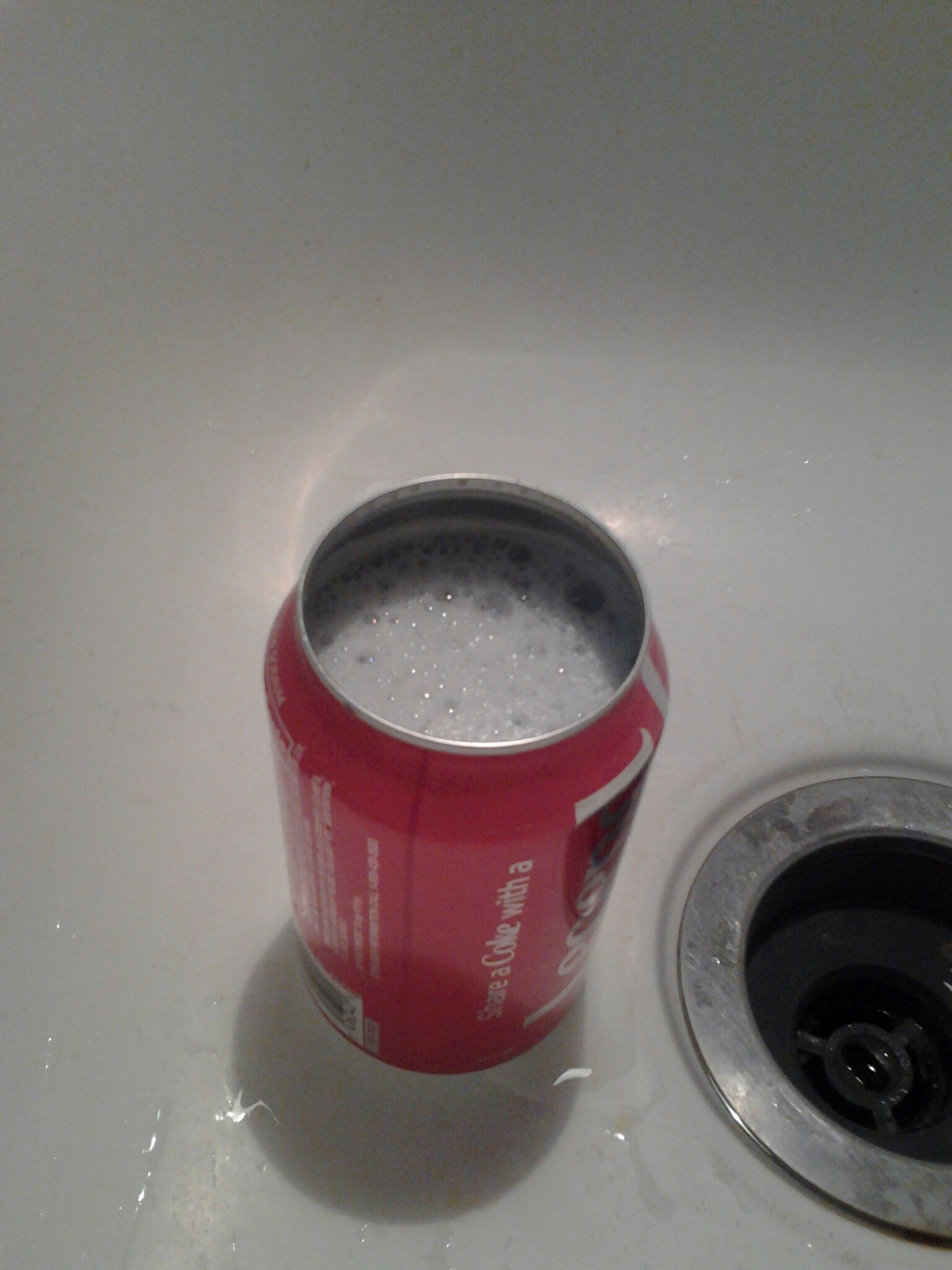 Turn Pop Cans Into Cups! : 5 Steps - Instructables