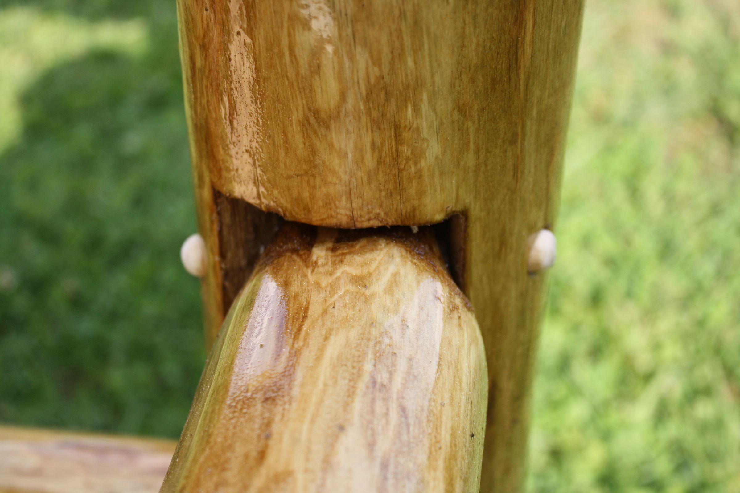 Rustic Bed Frame - Queen Size : 15 Steps (with Pictures) - Instructables