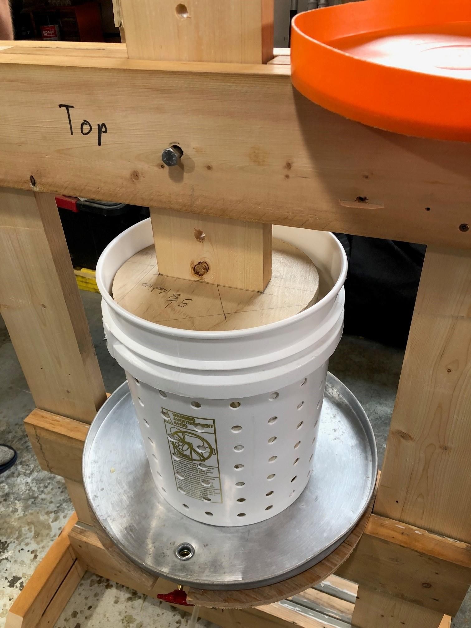 DIY Cider Press - Clean and Simple : 9 Steps (with Pictures ...