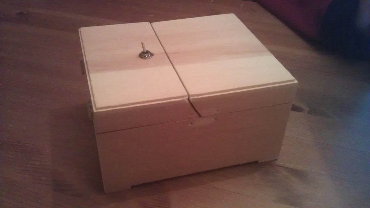 Arduino Most Useless Machine Ever Project : 6 Steps - Instructables