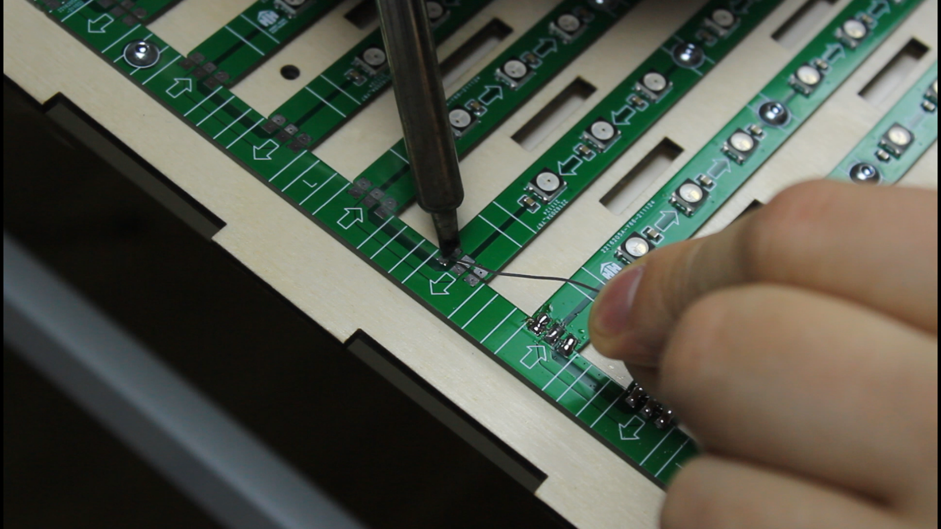 20 Band LED Spectrum Analyzer : 25 Steps - Instructables