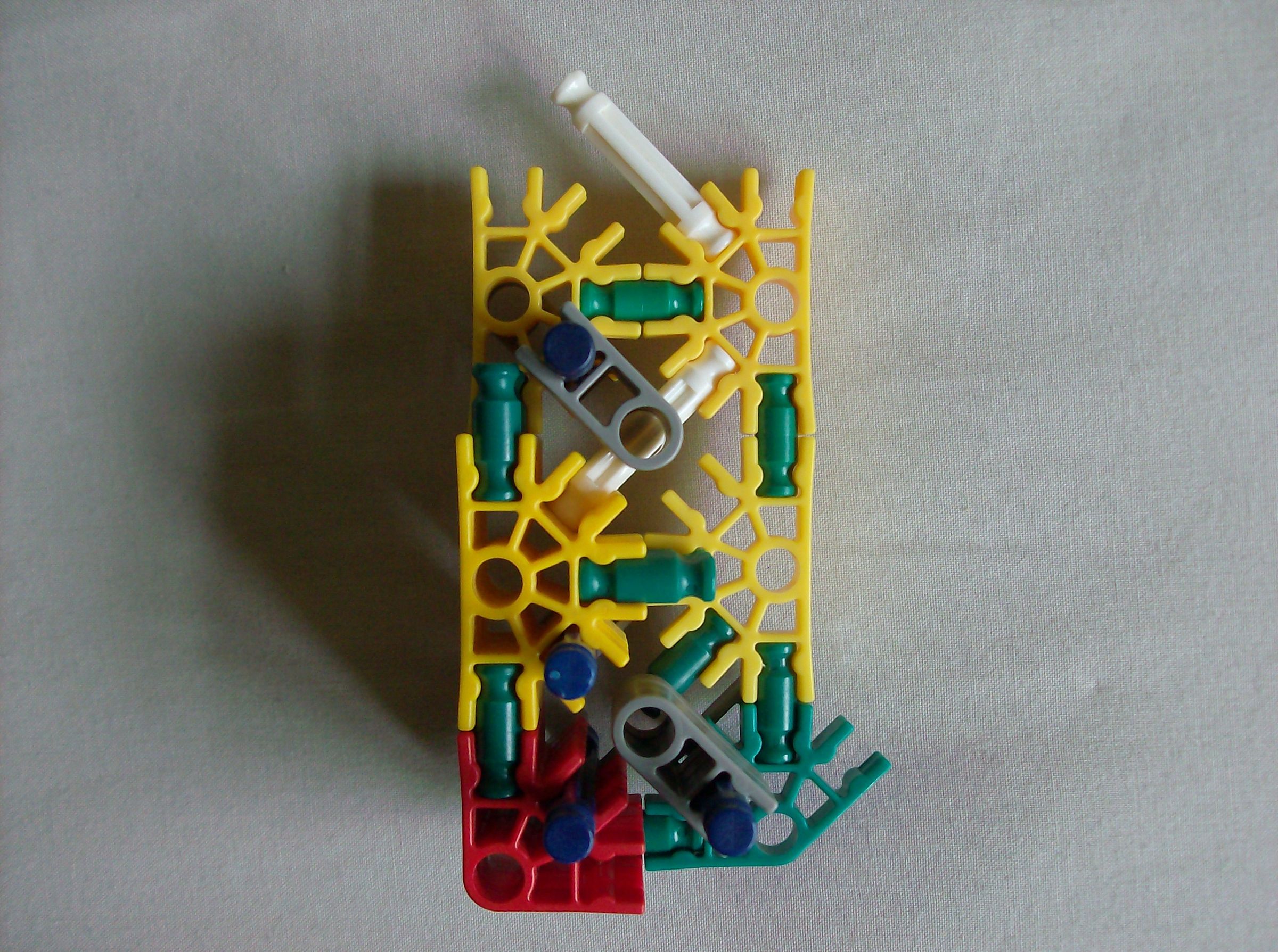 K'nex - PM-63 RAK Instructions : 5 Steps - Instructables