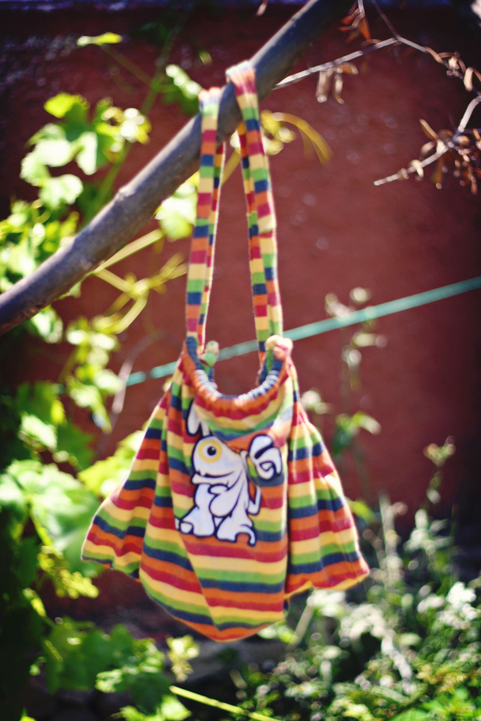 How to Convert a Kid's T-Shirt Into a Backpack : 6 Steps (with Pictures ...