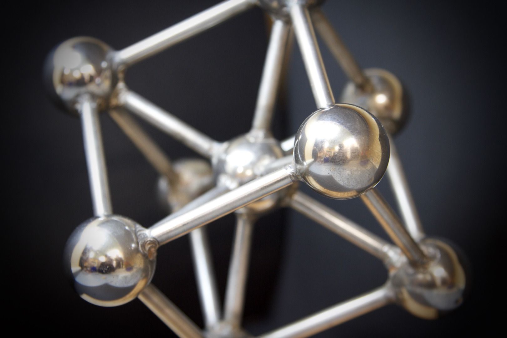 Build a Mini Atomium : 6 Steps (with Pictures) - Instructables
