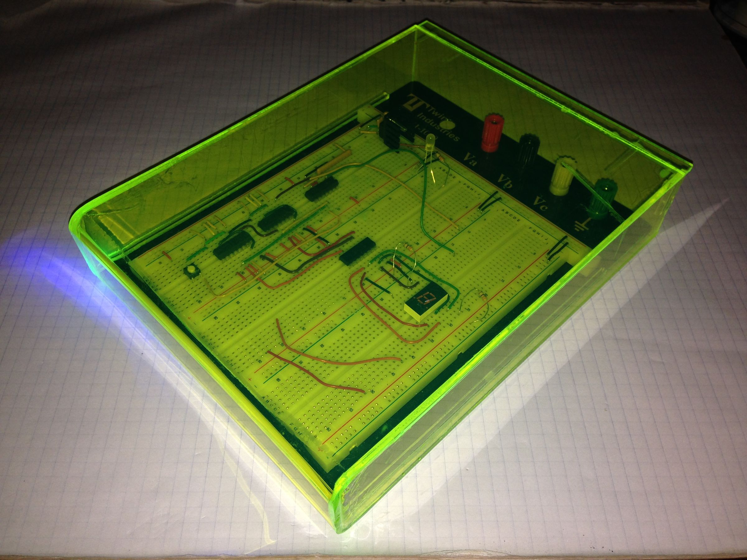 Acrylic Breadboard Case - Instructables