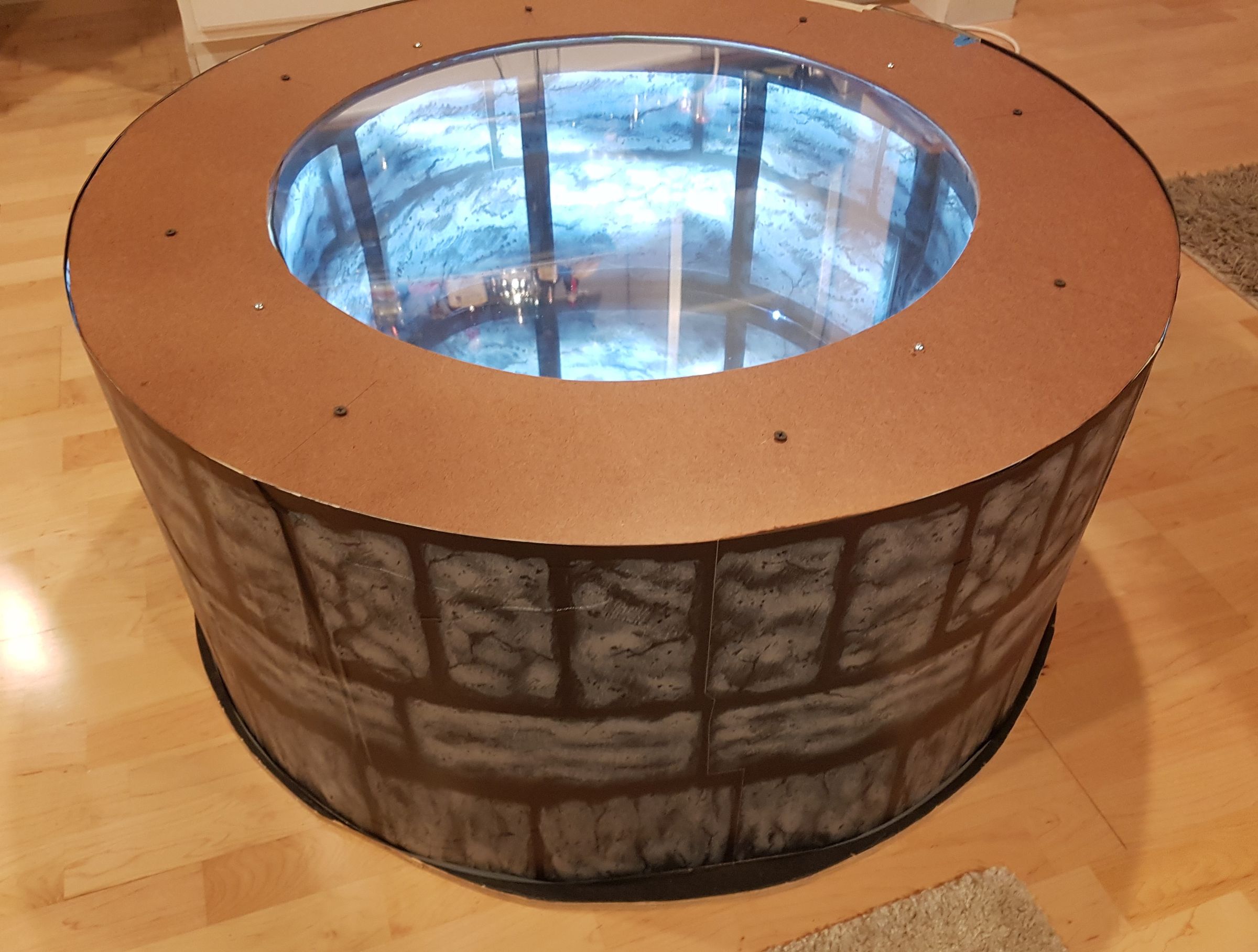 Bottomless Well Decoration : 7 Steps (with Pictures) - Instructables