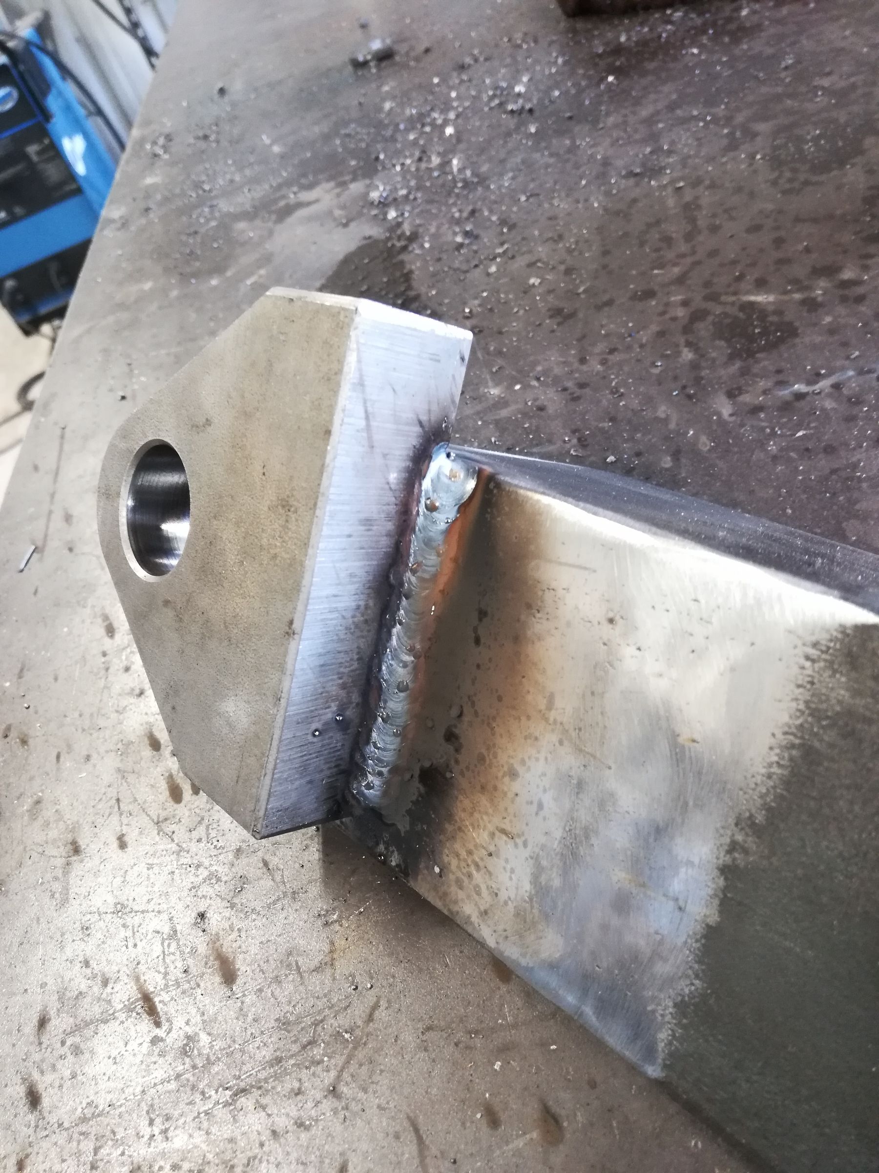 Custom Off Road Rear Bumper With Hitch : 6 Steps (with Pictures ...