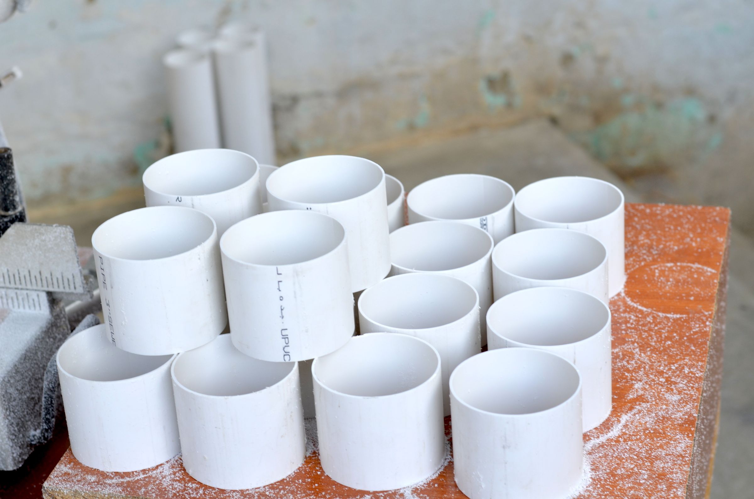 DIYers PVC Organizer Workbench/Table : 15 Steps (with Pictures ...