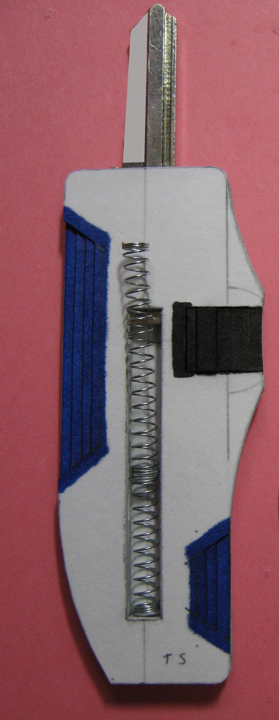 House Key OTF (Out the Front) Switchblade : 31 Steps - Instructables