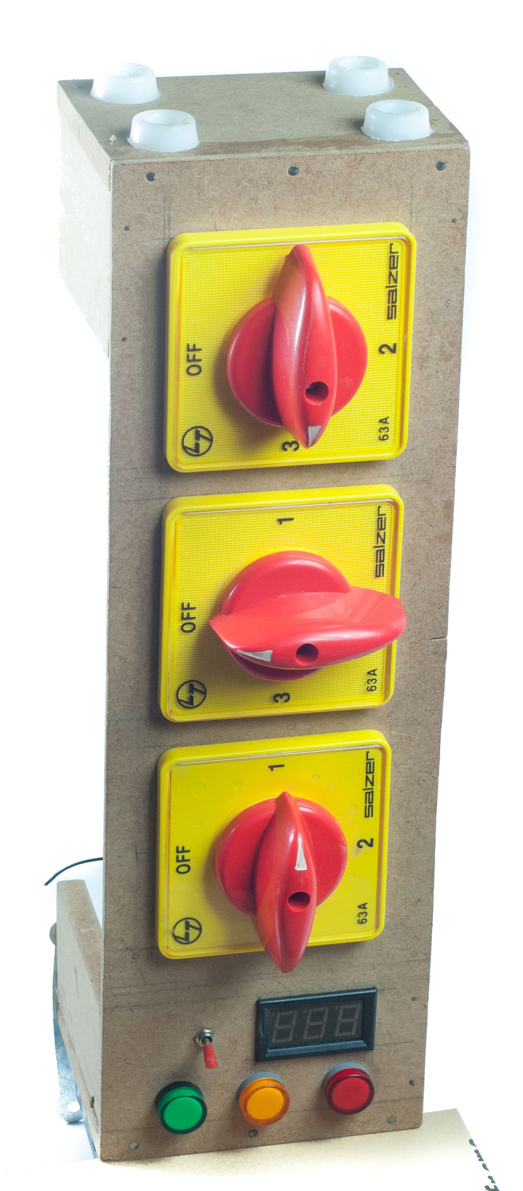 Manual Phase Changing Switch (63 Amp) : 4 Steps (with Pictures ...