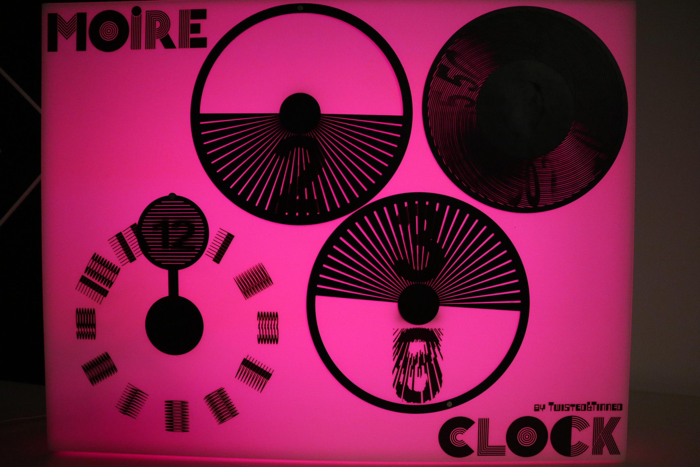 Moiré Clock : 9 Steps (with Pictures) - Instructables