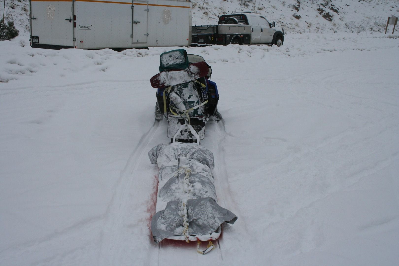 How to Build a Snow Cave for Winter Survival : 5 Steps (with Pictures ...