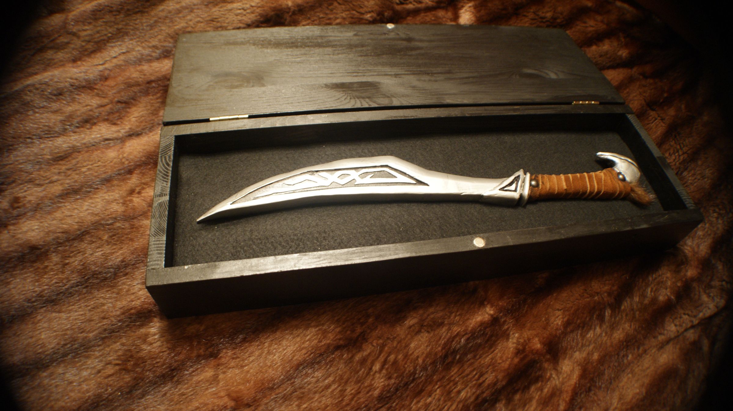Box for the Nordic Dagger (Skyrim) DIY : 7 Steps (with Pictures ...