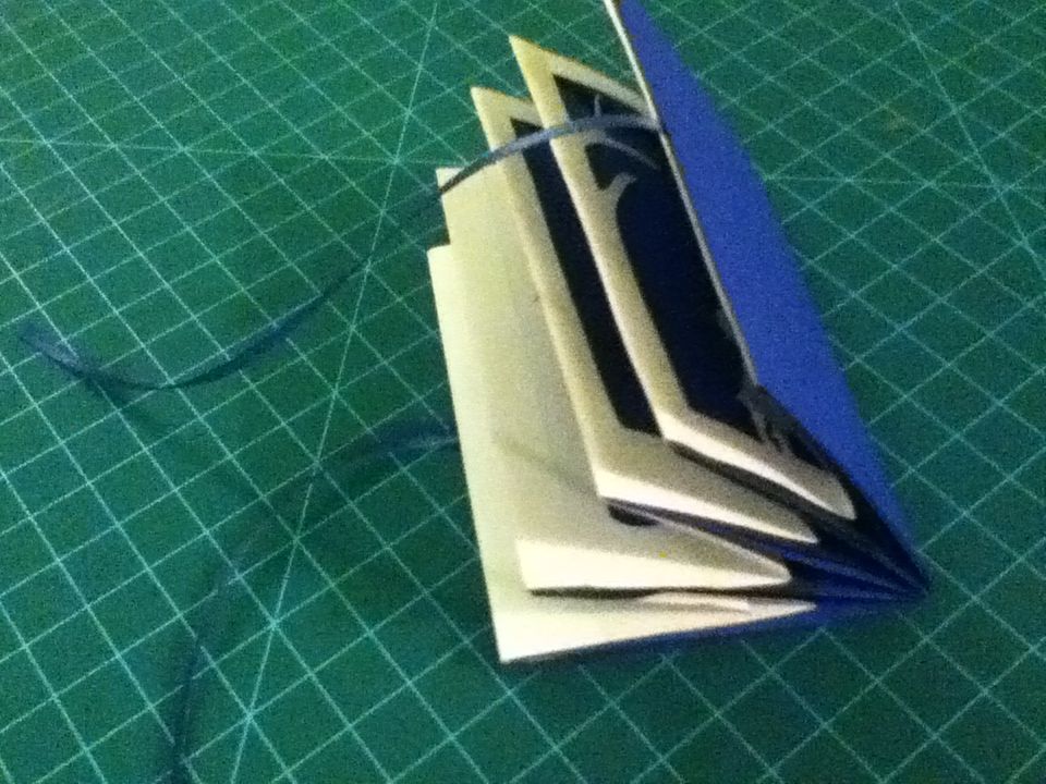 Expanding Paper-cut Greeting Card : 6 Steps - Instructables