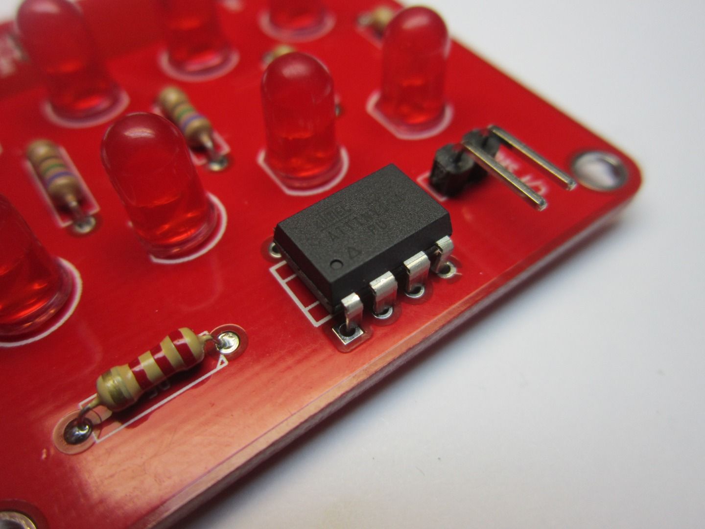 Binary Thermometer 2.0 : 7 Steps - Instructables