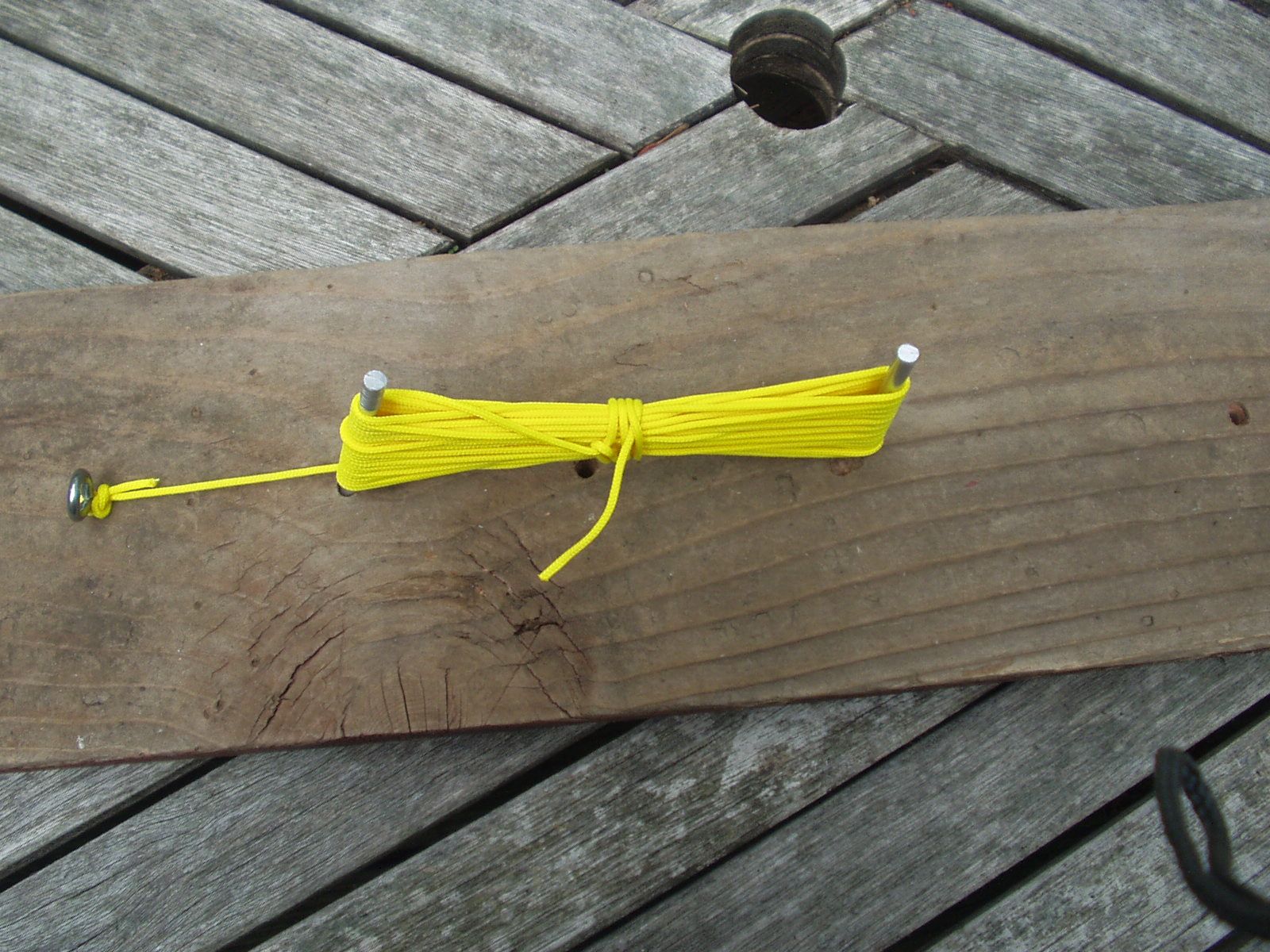 Figure 8 Loom : 10 Steps - Instructables