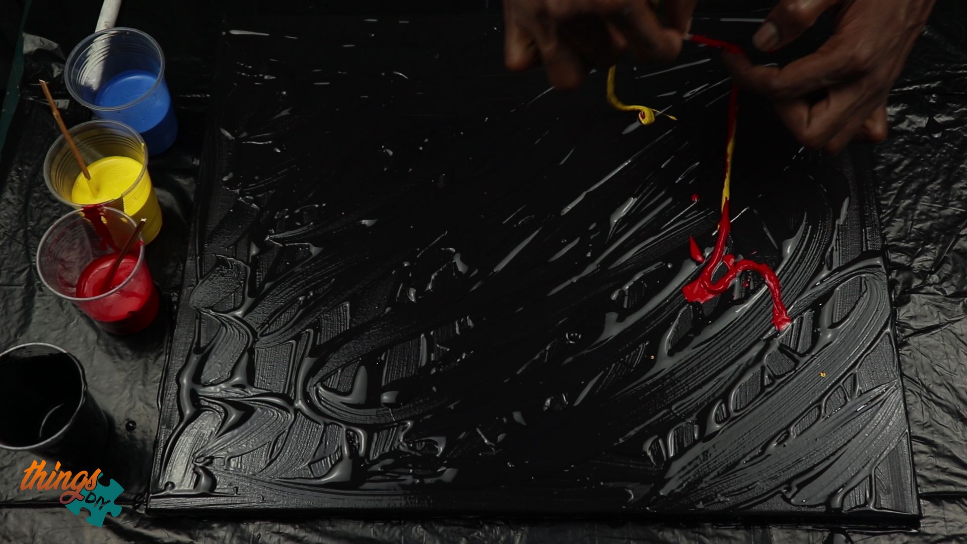 Fluid Painting With String Pulling #1 : 6 Steps - Instructables