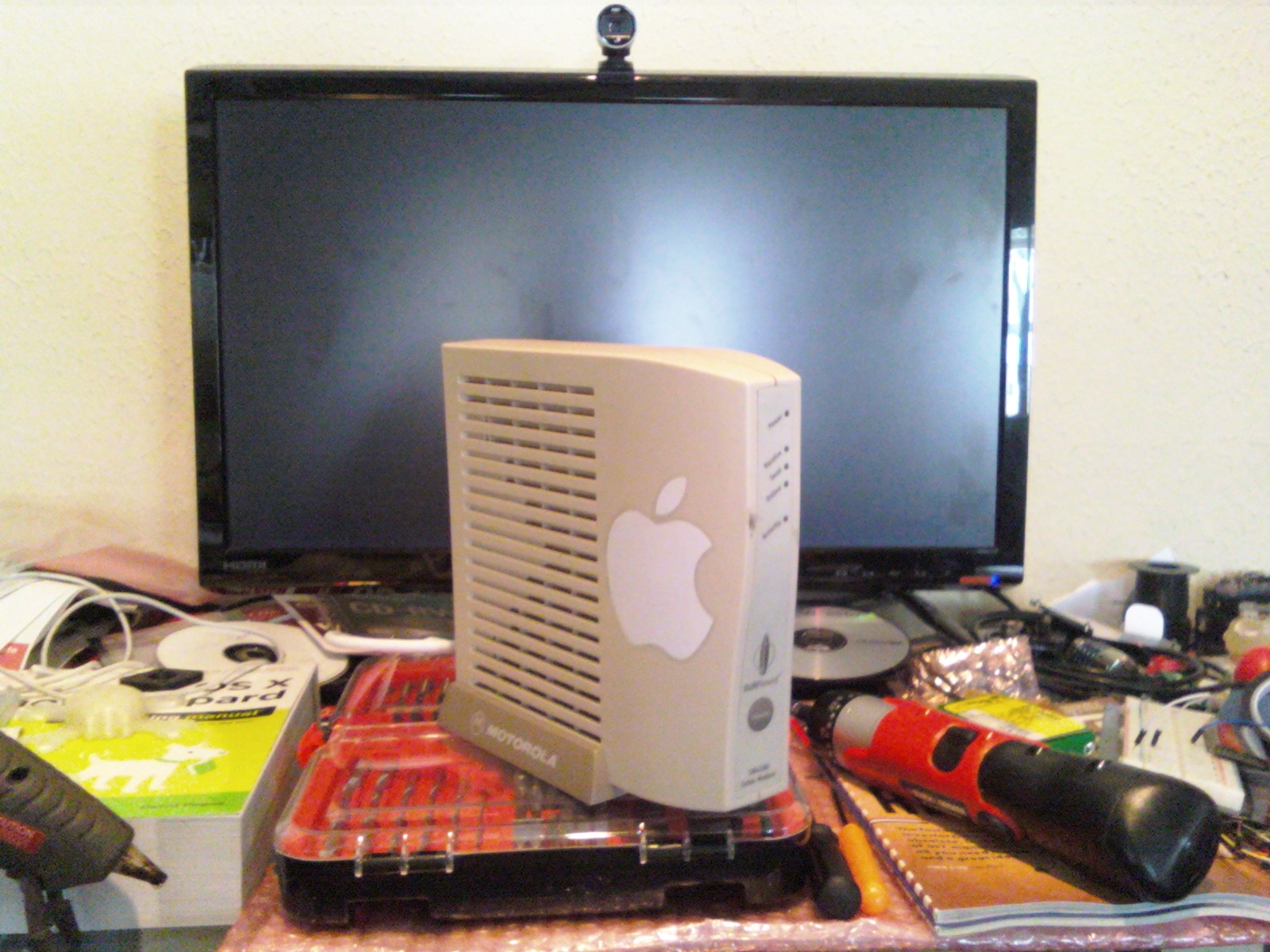 Make Your Own $300 Mac: a Mac Built From MacBook Parts : 14 Steps ...