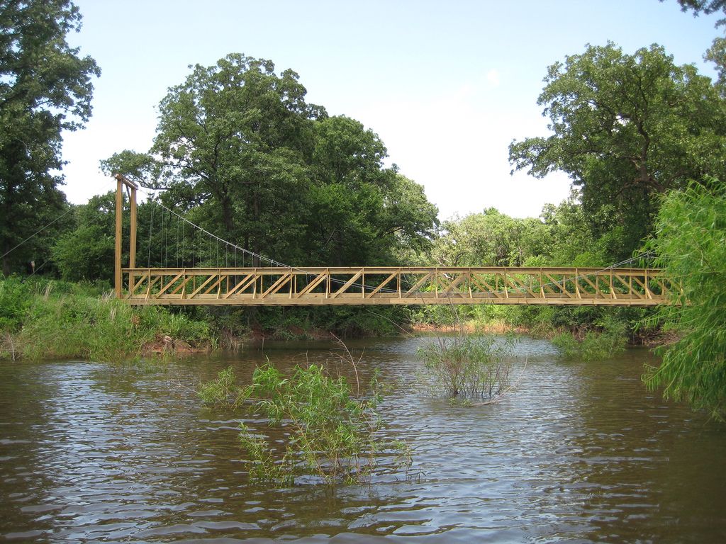 Oklahoma Suspension Bridge : 6 Steps (with Pictures) - Instructables