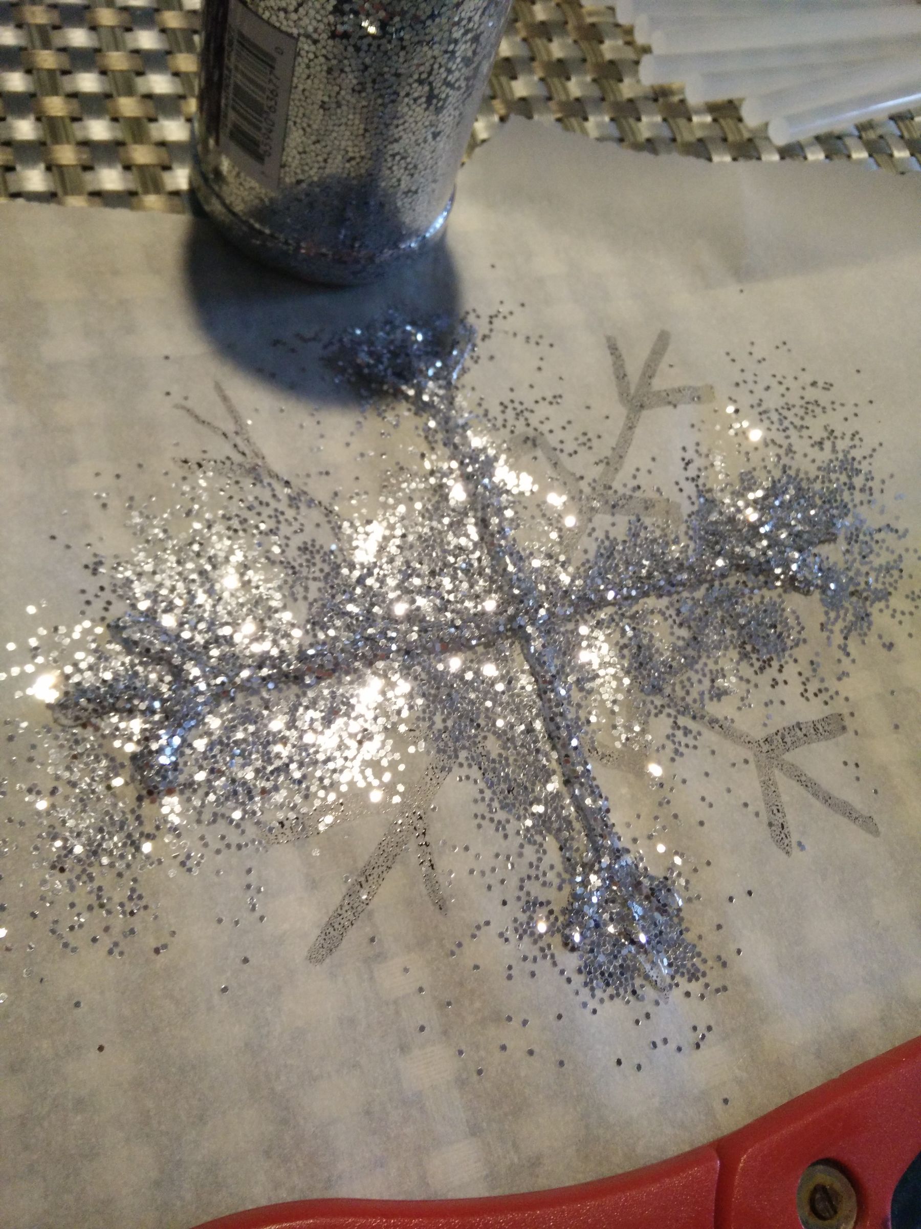 Hot Glue Snowflakes : 9 Steps - Instructables